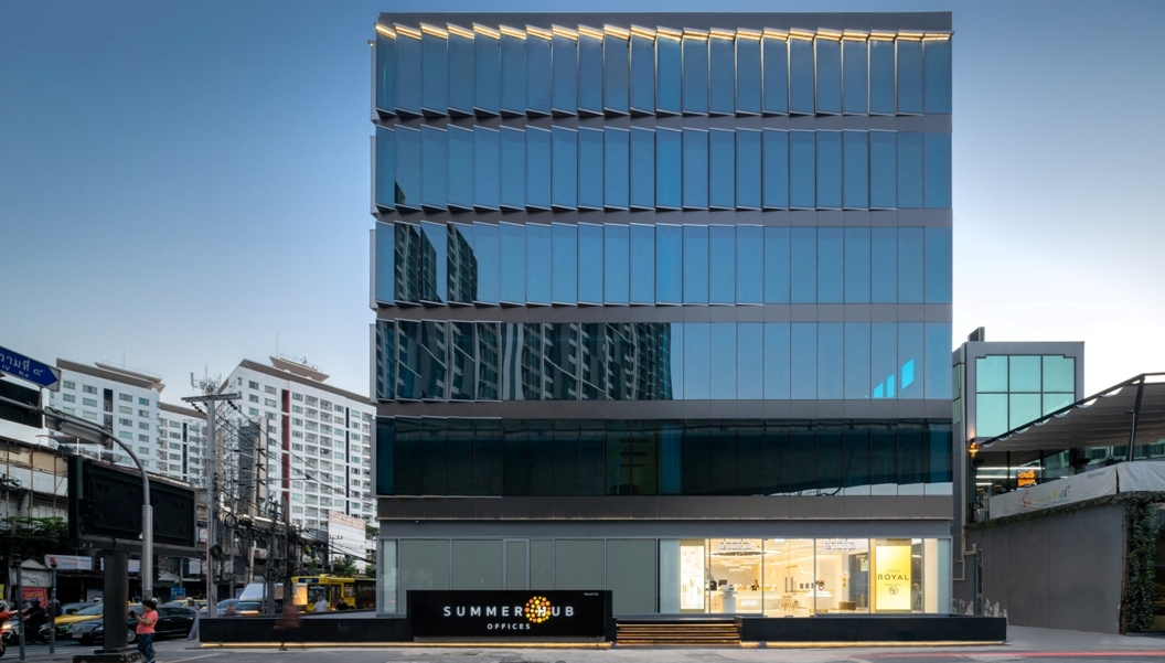 SUMMER HUB OFFICES - Bangkok offices space for rent